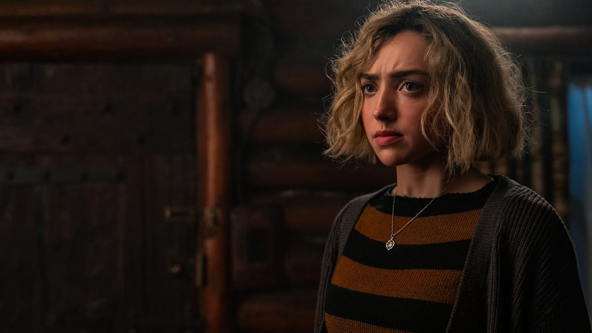 school spirits blue eyes