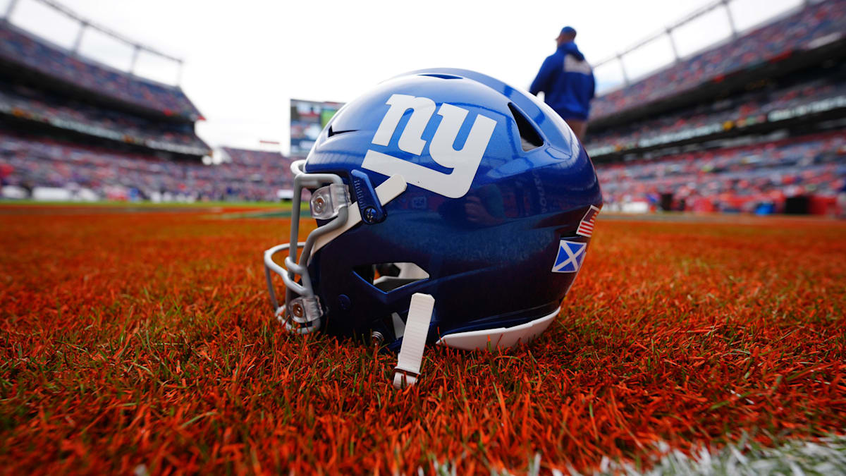 giants helmet