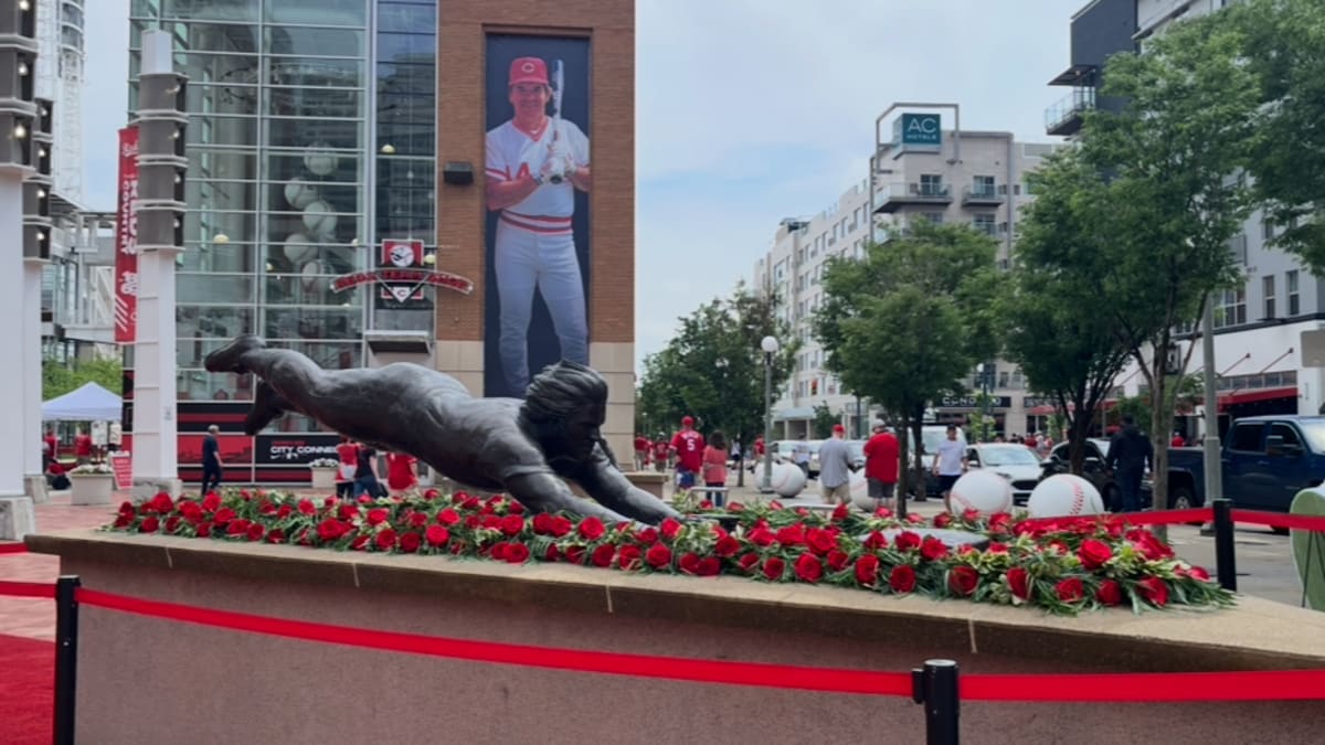 pete rose diving statue