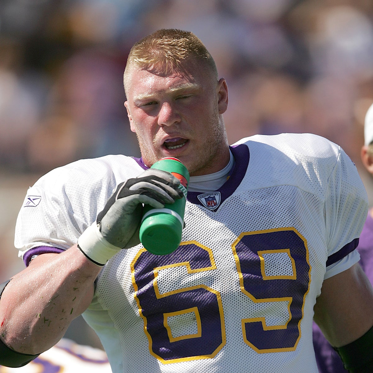 did brock lesnar play football in college
