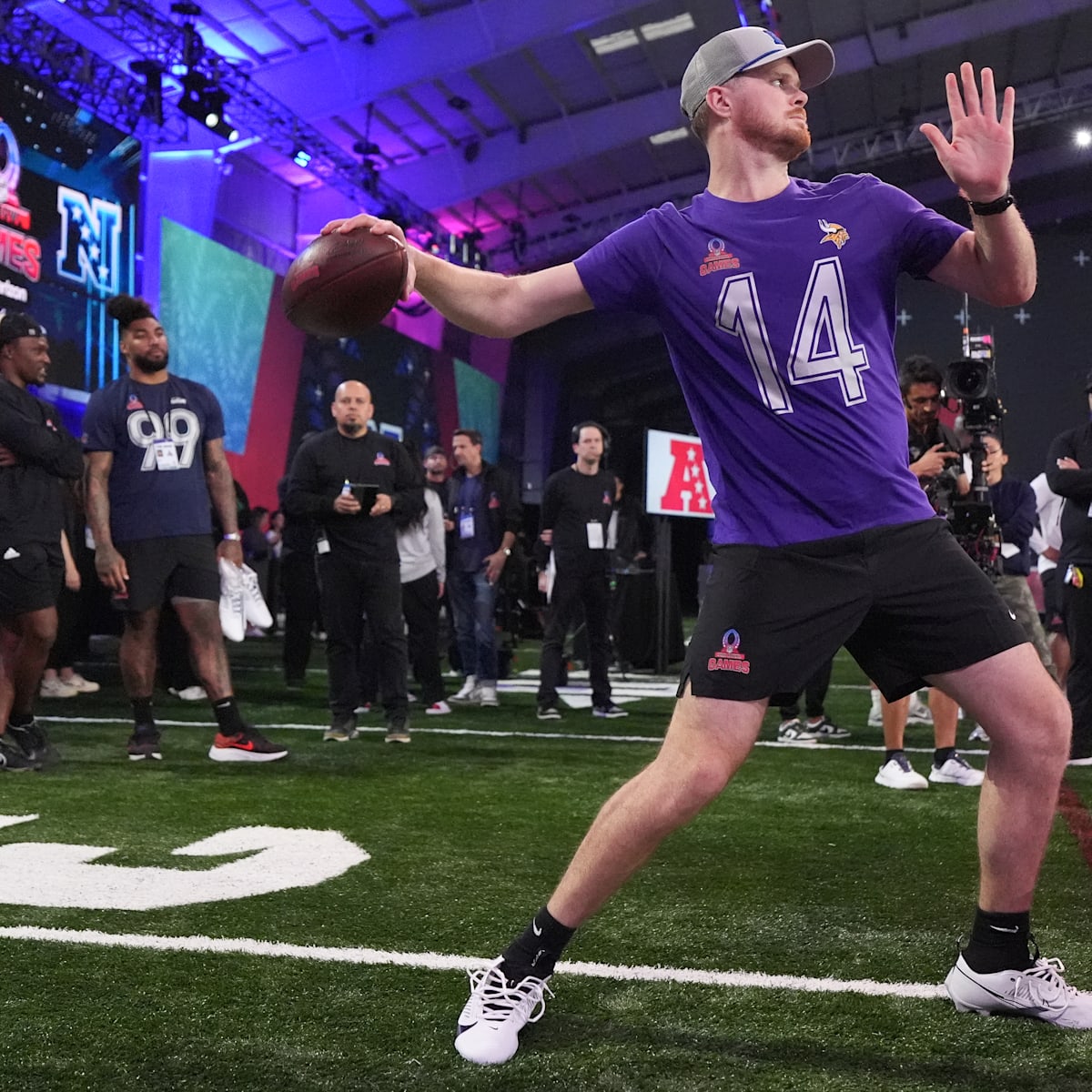 sam darnold contract structure