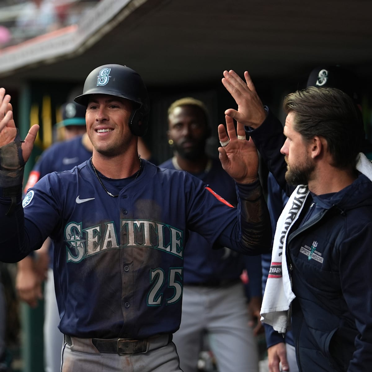 hot mariners players