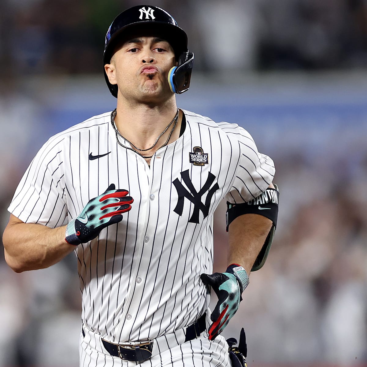 giancarlo stanton diving catch