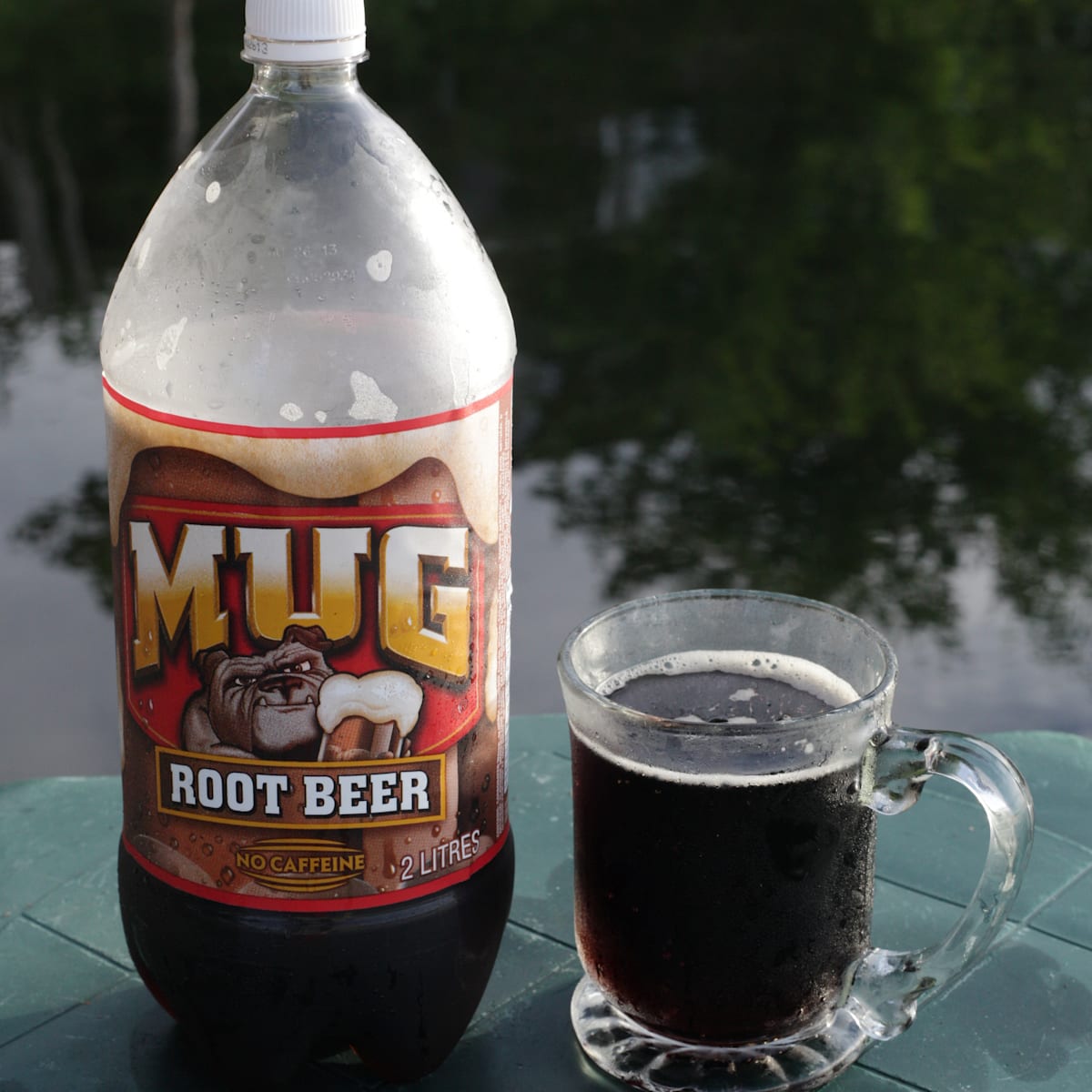 mug root beer logo evolution