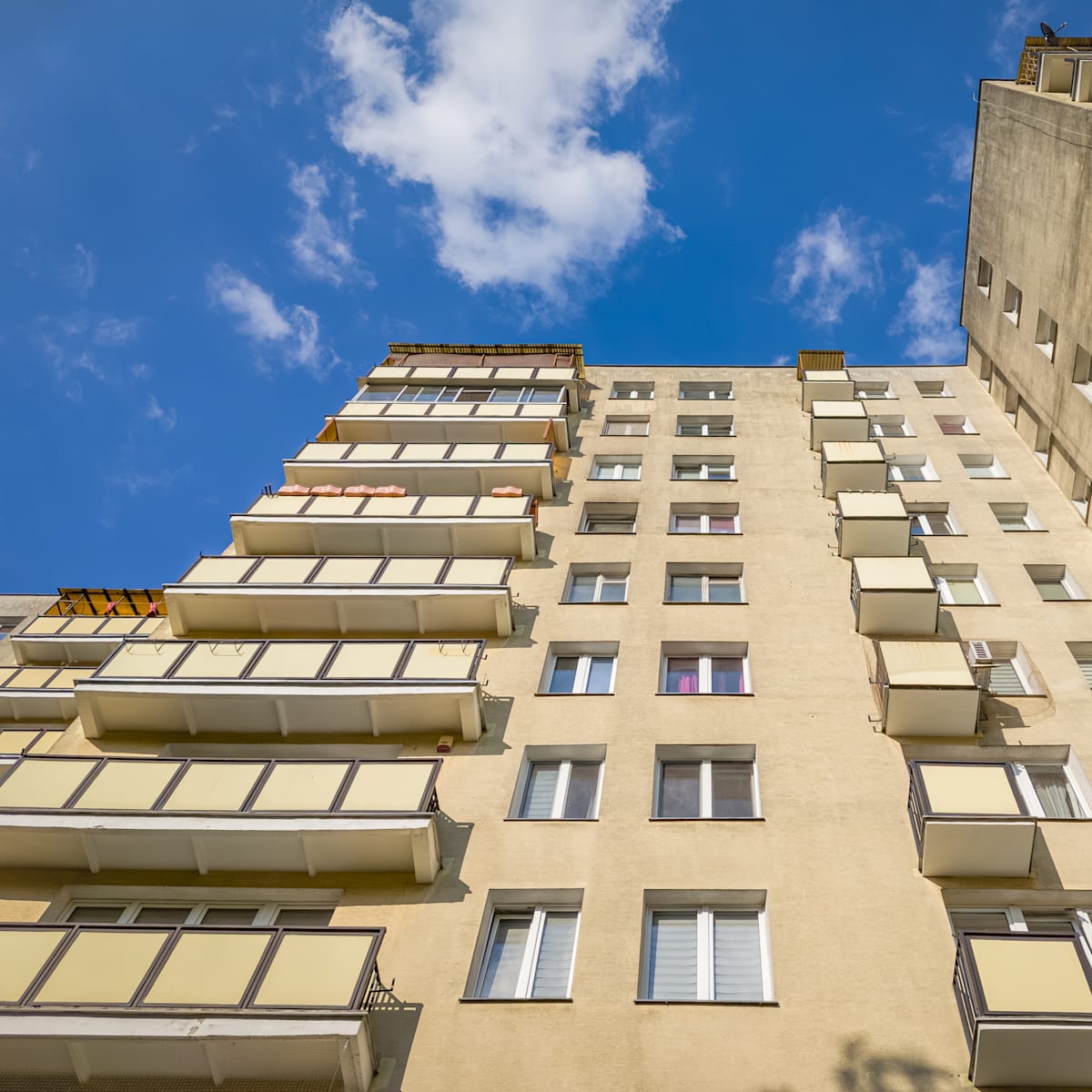 flat apartment etymology