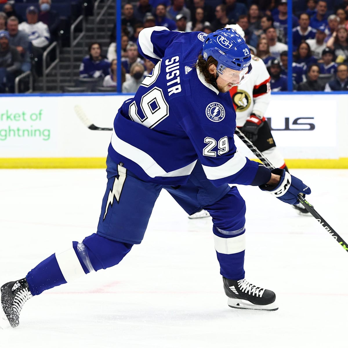 andrej sustr contract
