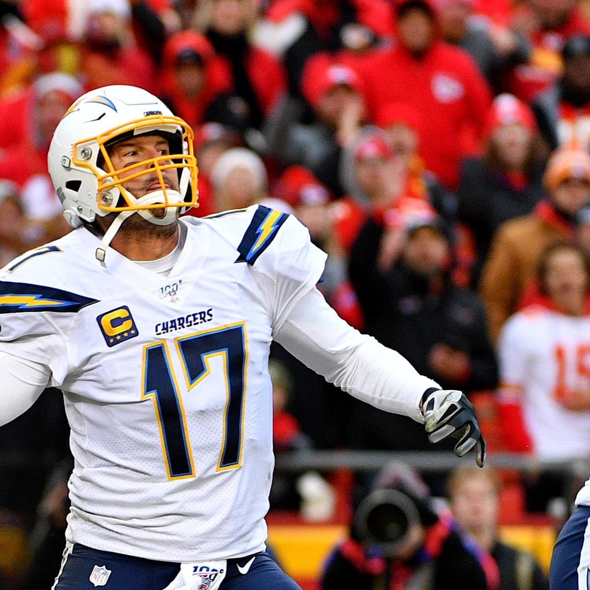 drew brees throwing motion