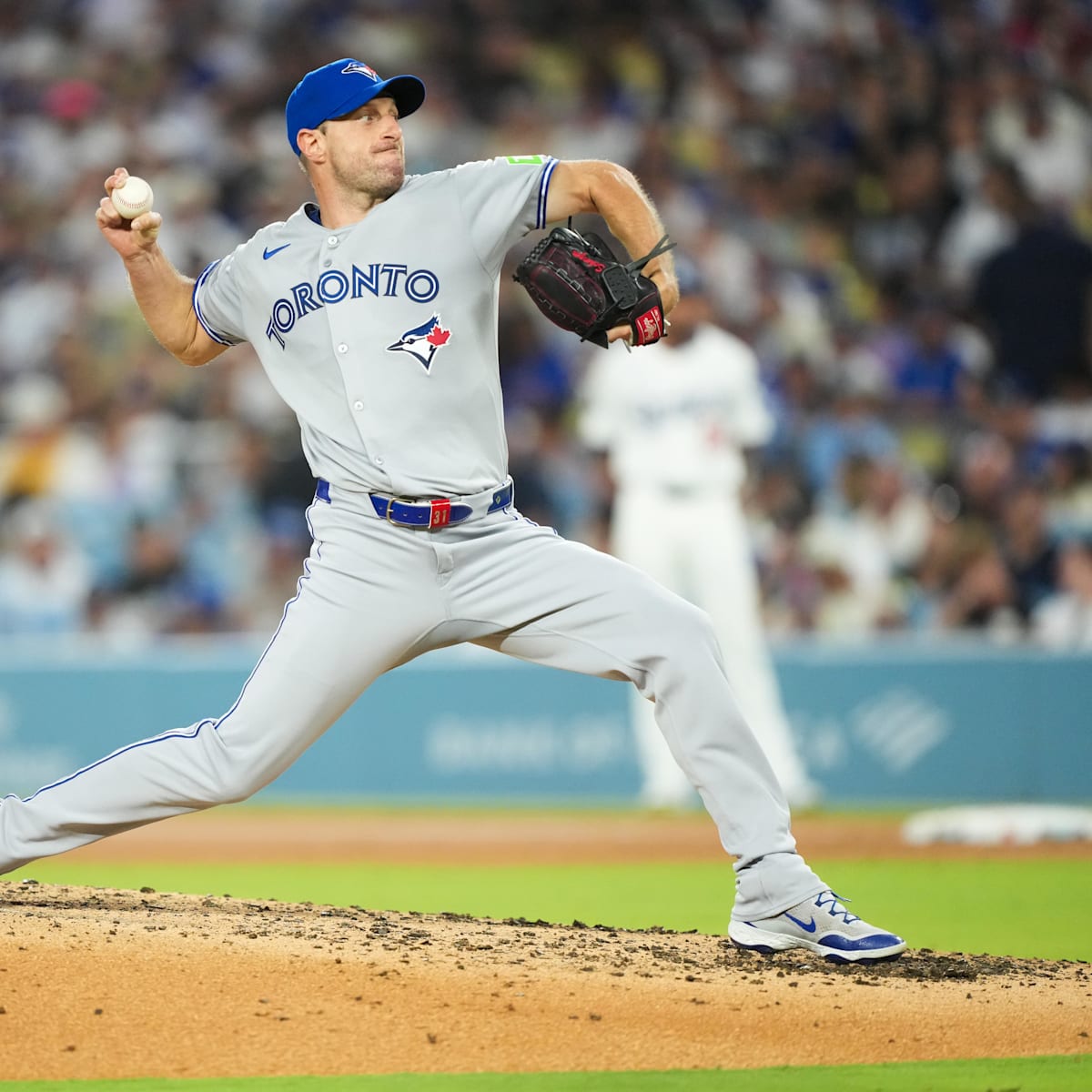 max scherzer pitching motion