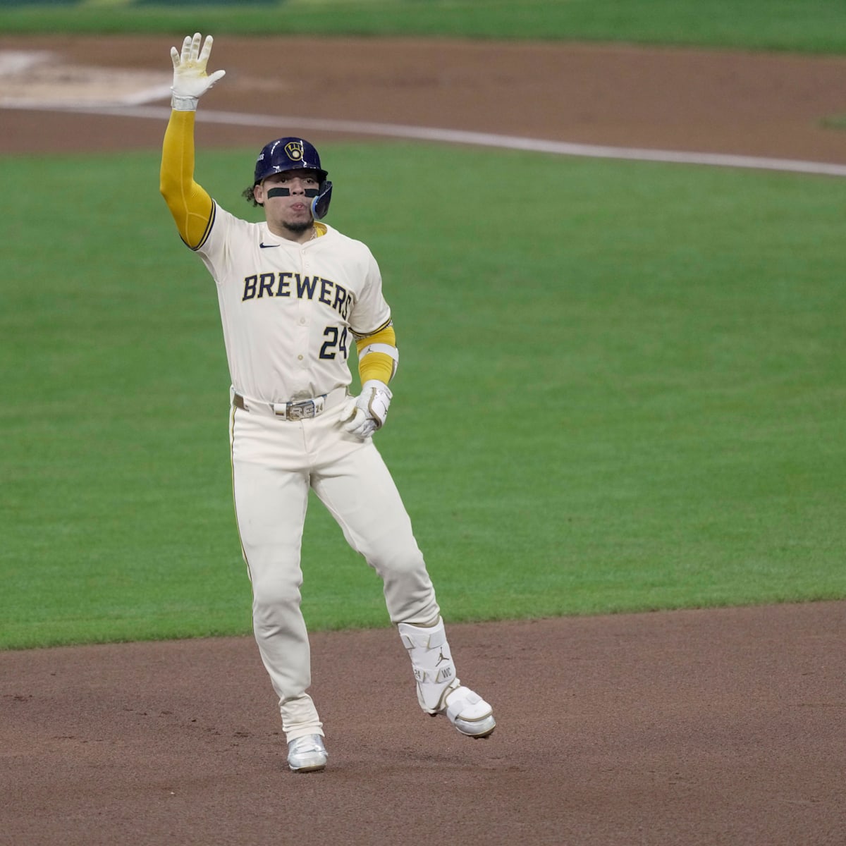 baseball arbitration example