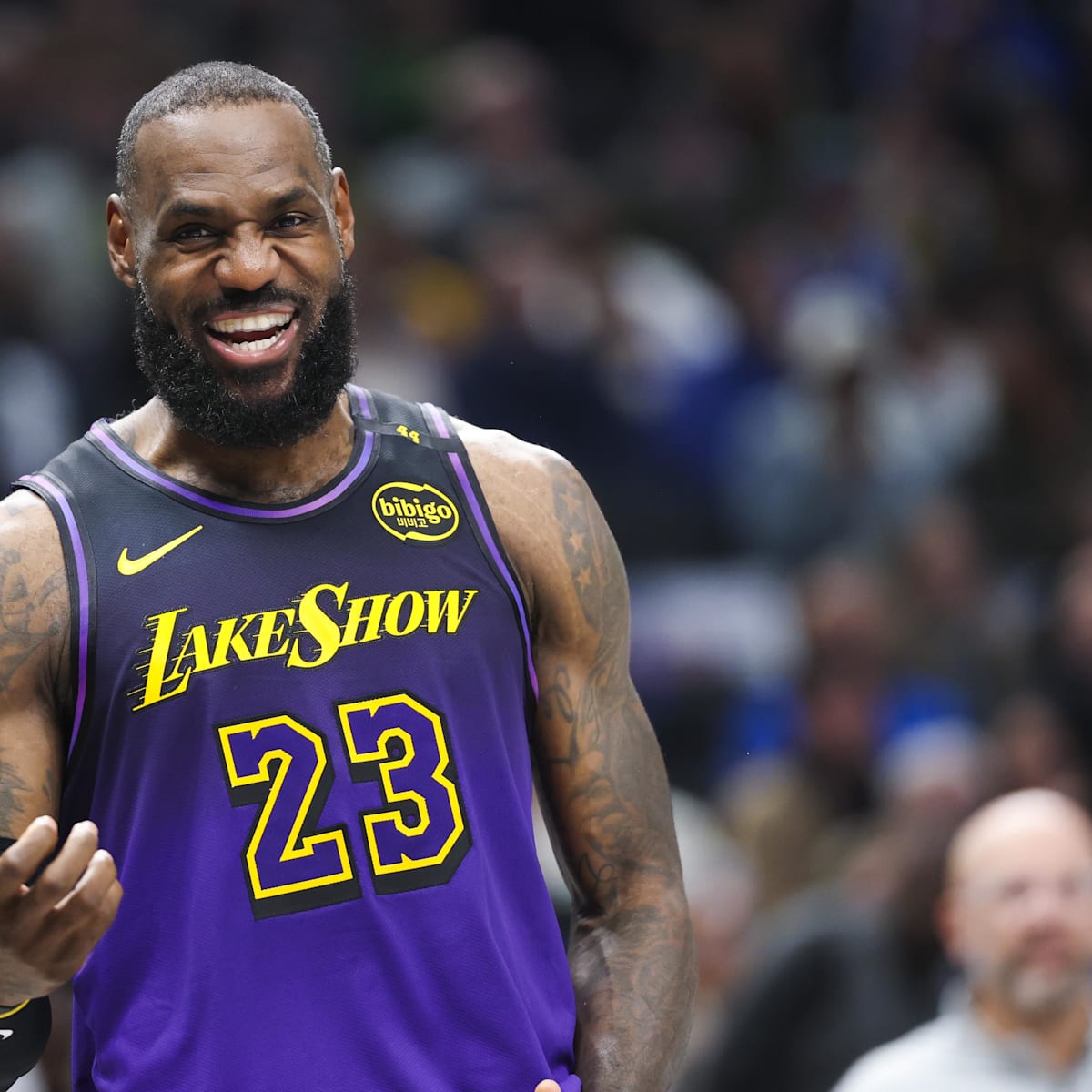 lebron optical illusion