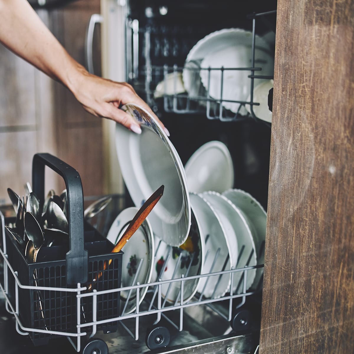 loading dishwasher wrong