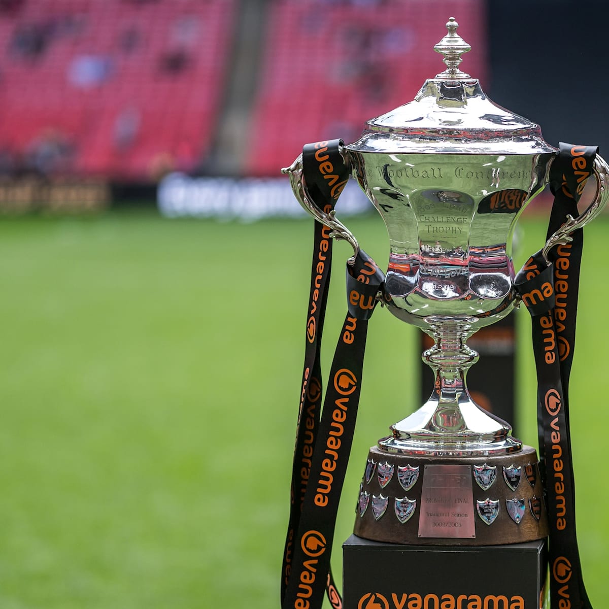 vanarama south table