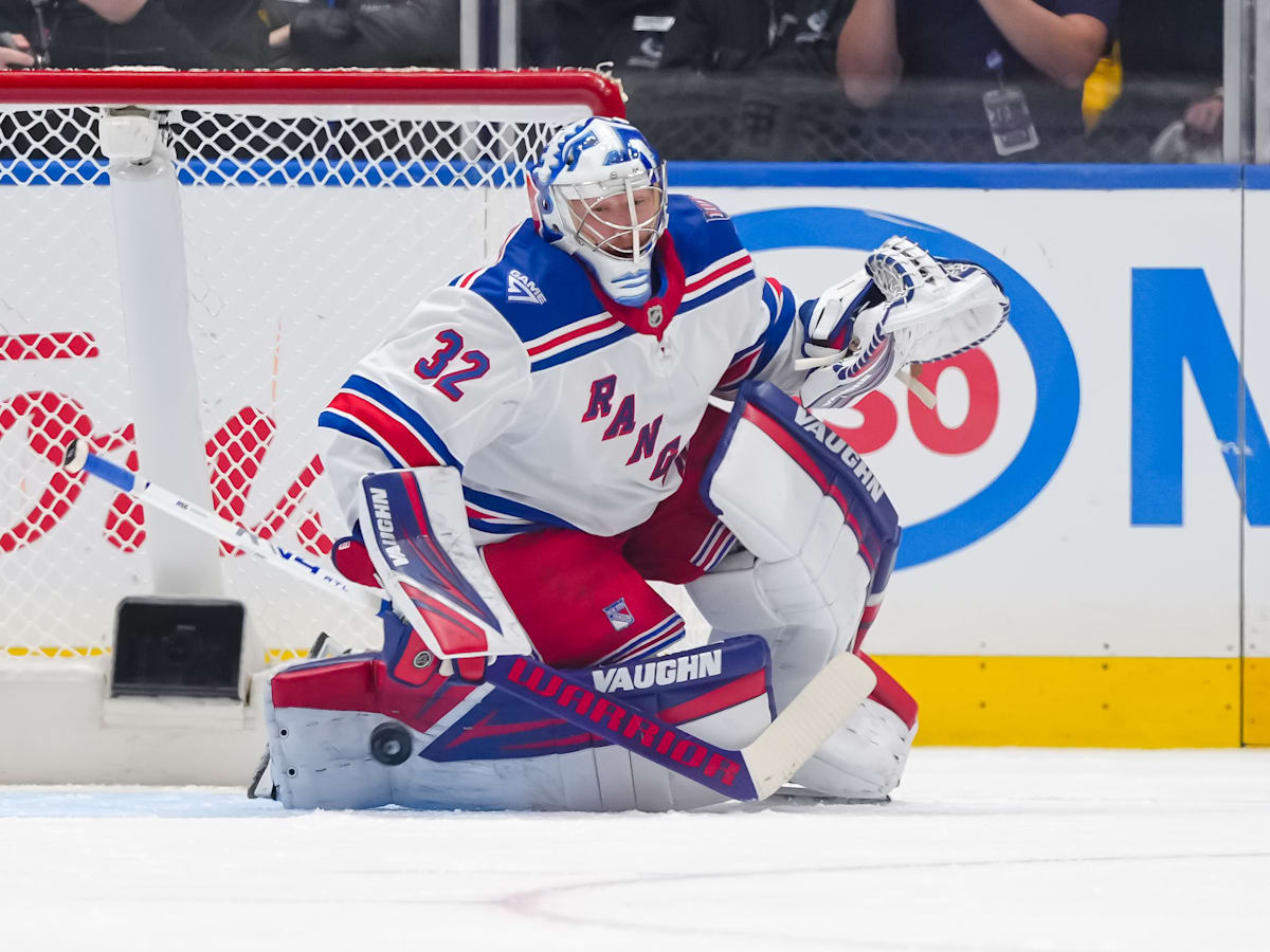 jonathan quick stance