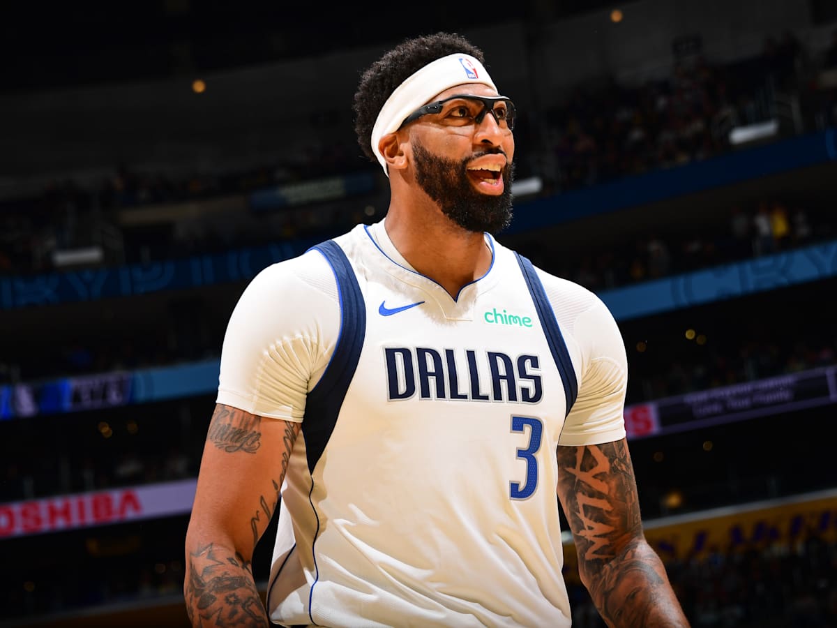 anthony davis wolverhampton