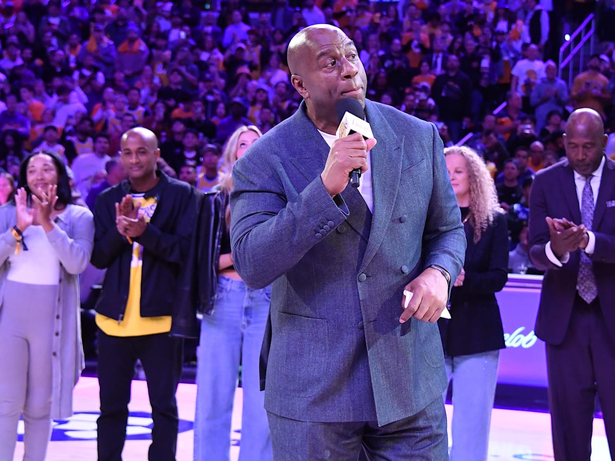 magic johnson lakers contract