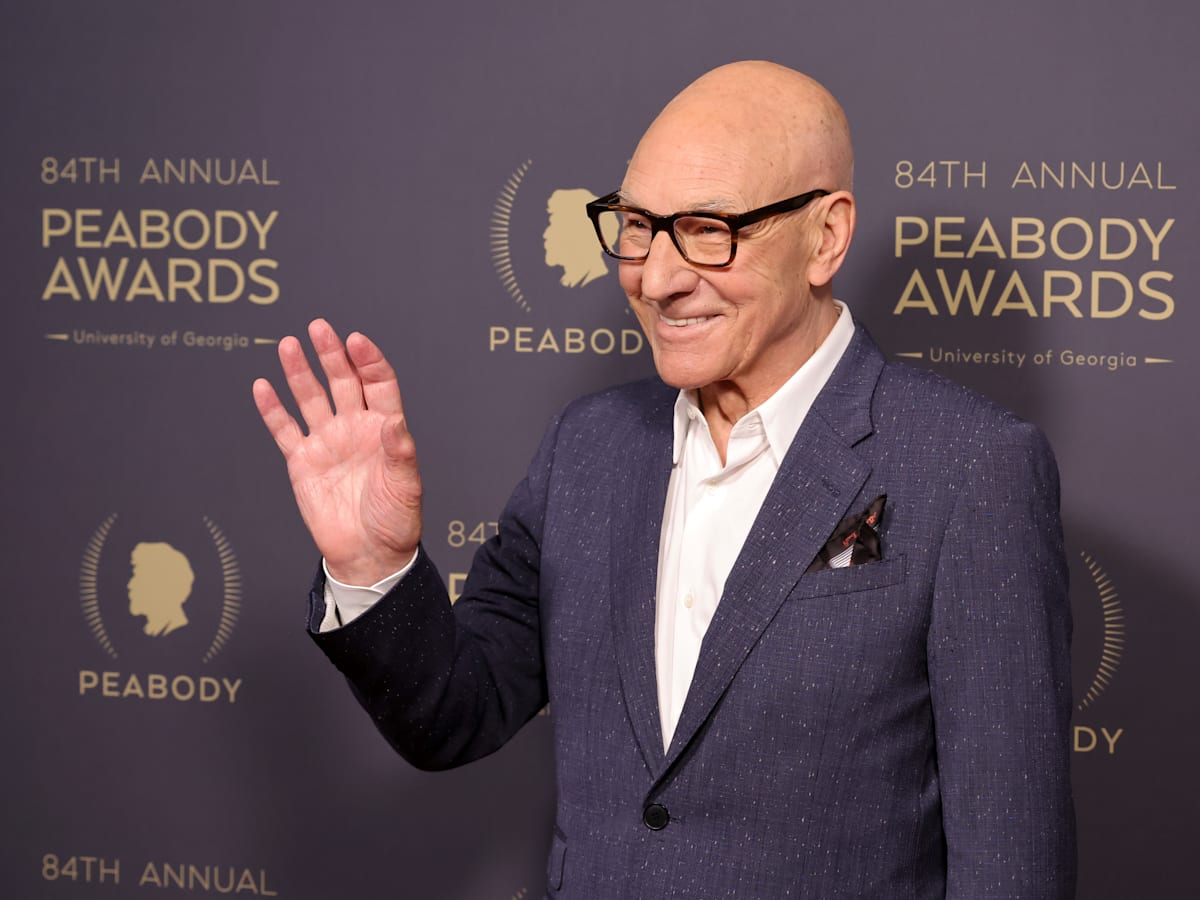 patrick stewart red dwarf