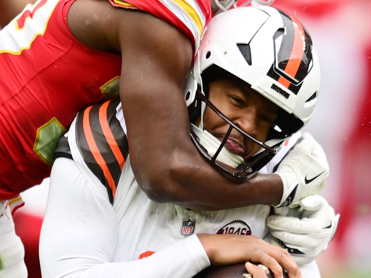 jameis winston throwing interceptions