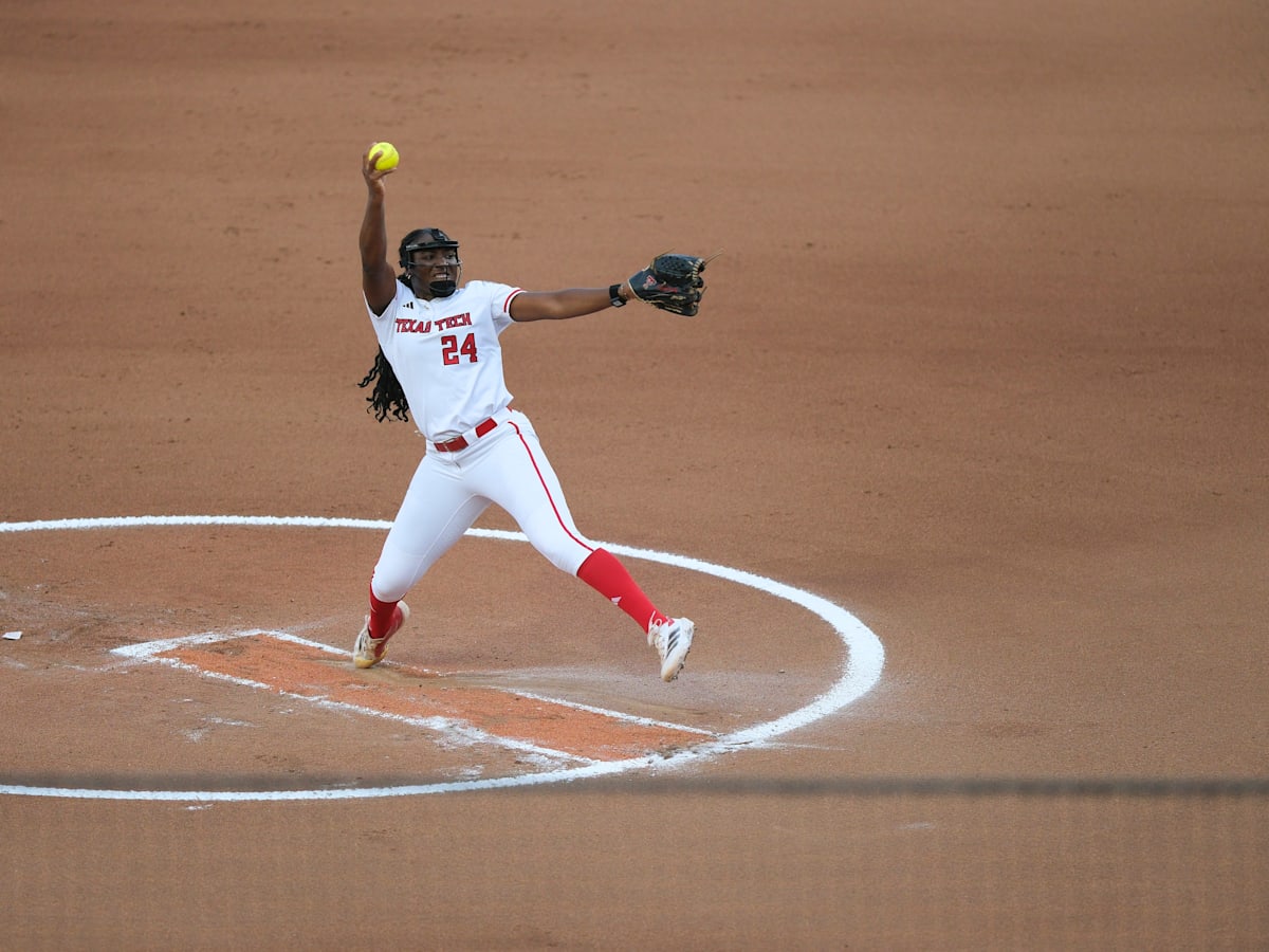 pitcher softball texas tech