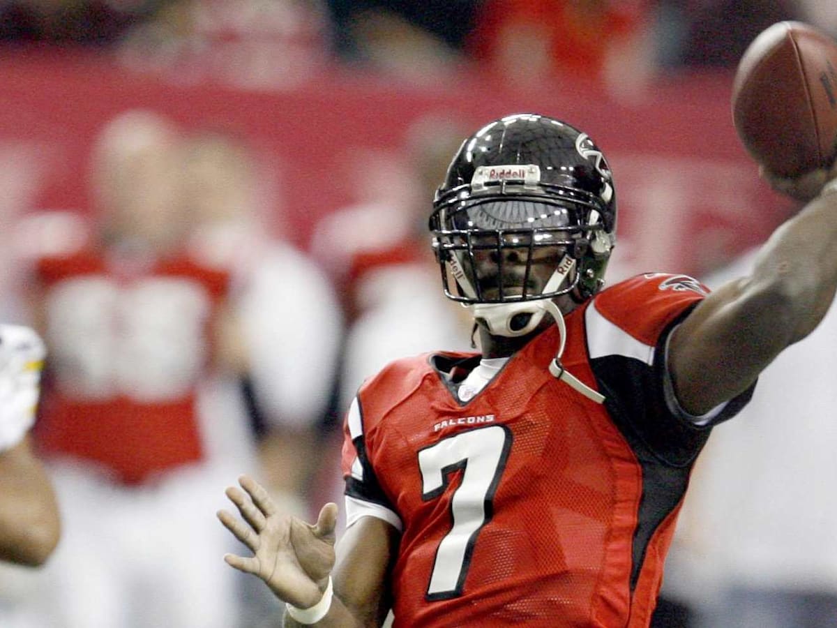 michael vick playoff record