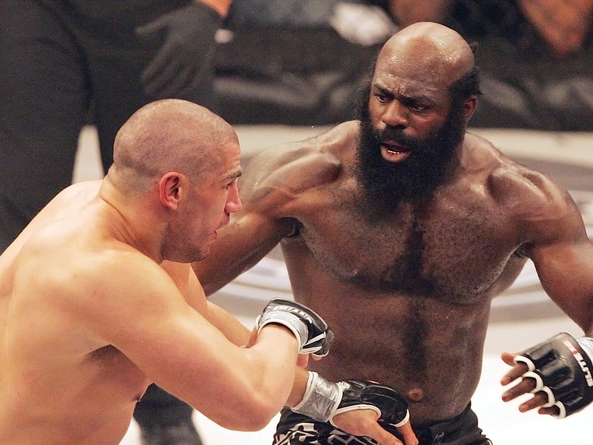 kimbo knocks eye out
