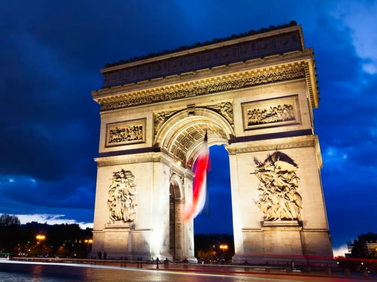 arc de triomphe designed by