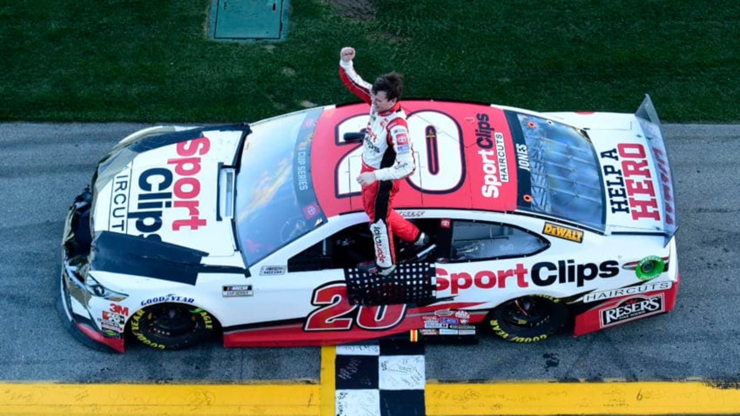 NASCAR: Erik Jones wins 2020 Busch Clash crashfest in beat-up car