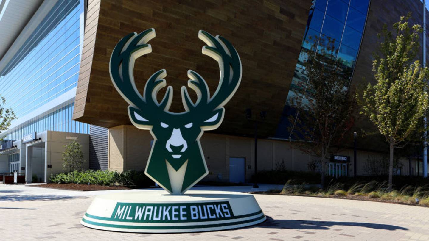 Milwaukee Bucks: Fiserv Forum becoming a fortress