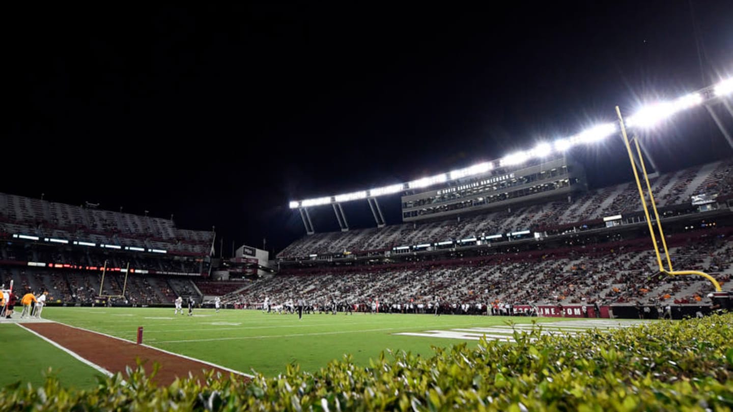 South Carolina football: cornerback Isaiah Norris commits to Gamecocks