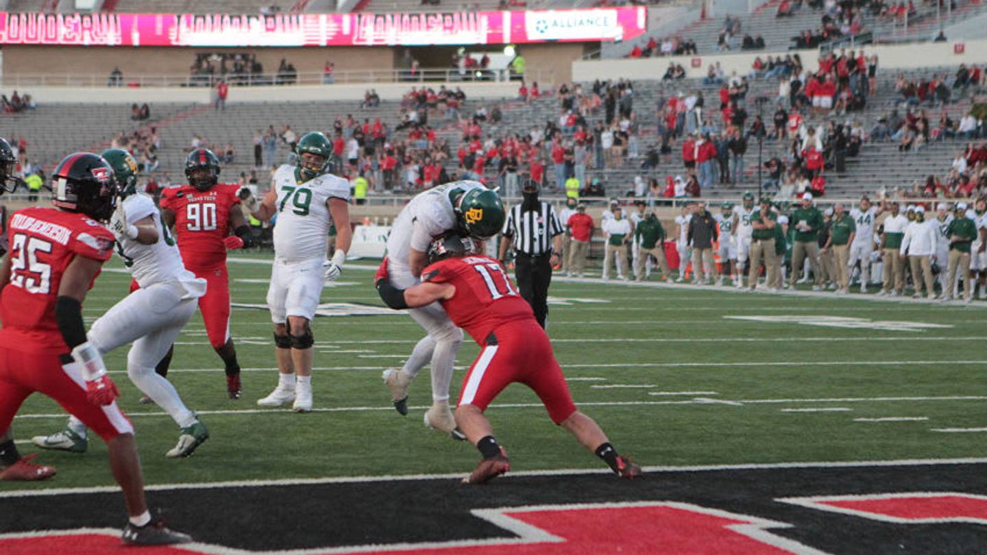 Texas Tech football: Colin Schooler’s hit on Charlie Brewer goes viral