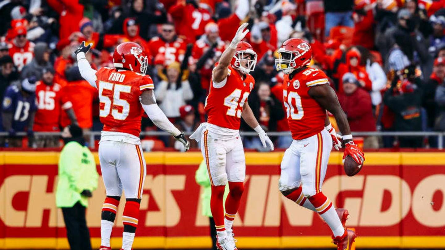 KC Chiefs: Three offensive players needing big seasons in 2019