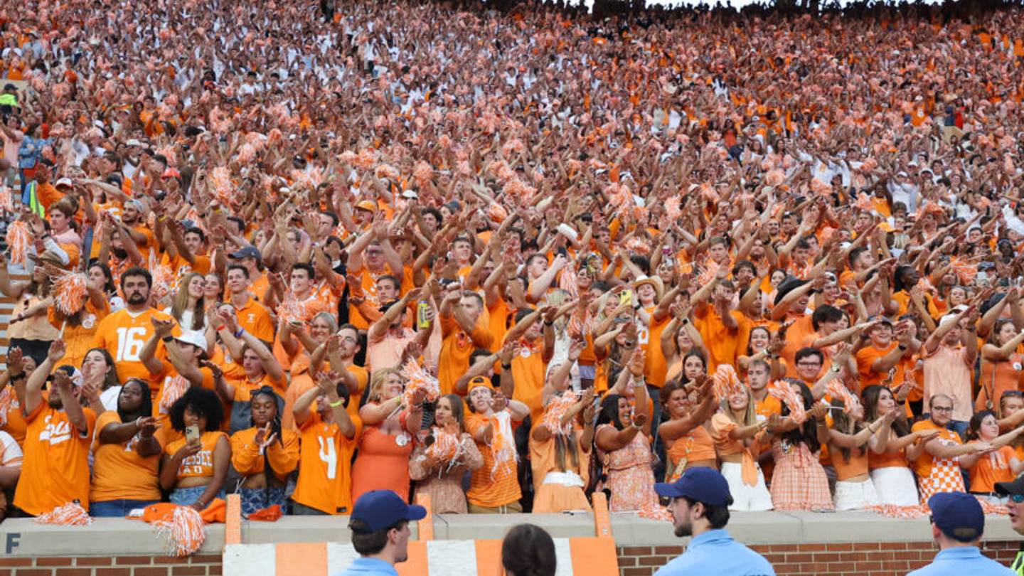 Tennessee football crowd didn’t hide their NSFW feelings toward Florida ...