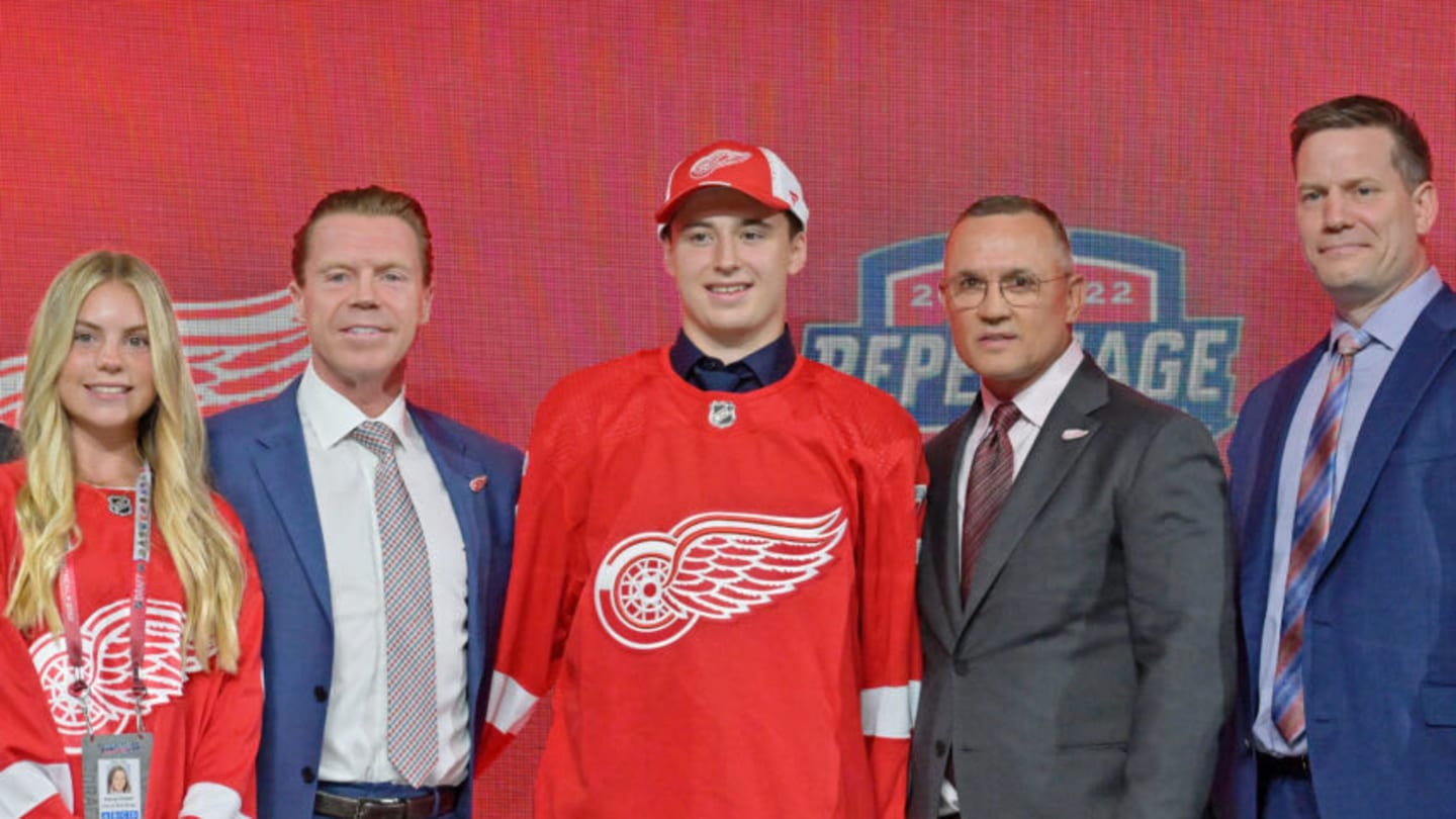 Detroit Red Wings: Marco Kasper coming to camp looking to solidify spot