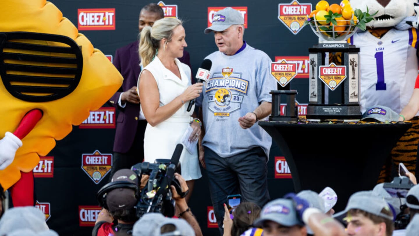 Of course Brian Kelly snacked on Cheez-It from his LSU victory ‘shower’