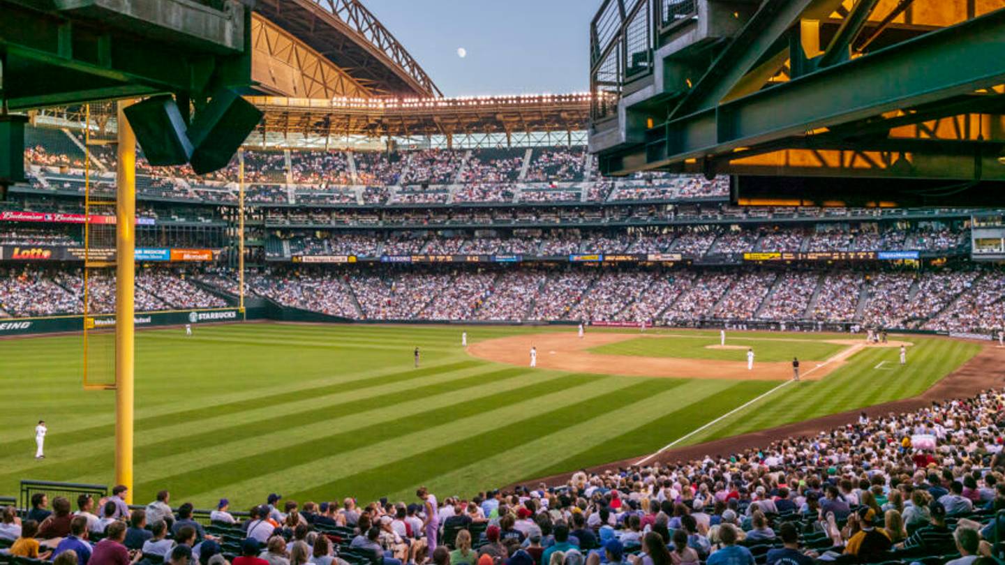 T-Mobile Park measurements, capacity, longest HR, home run records and more