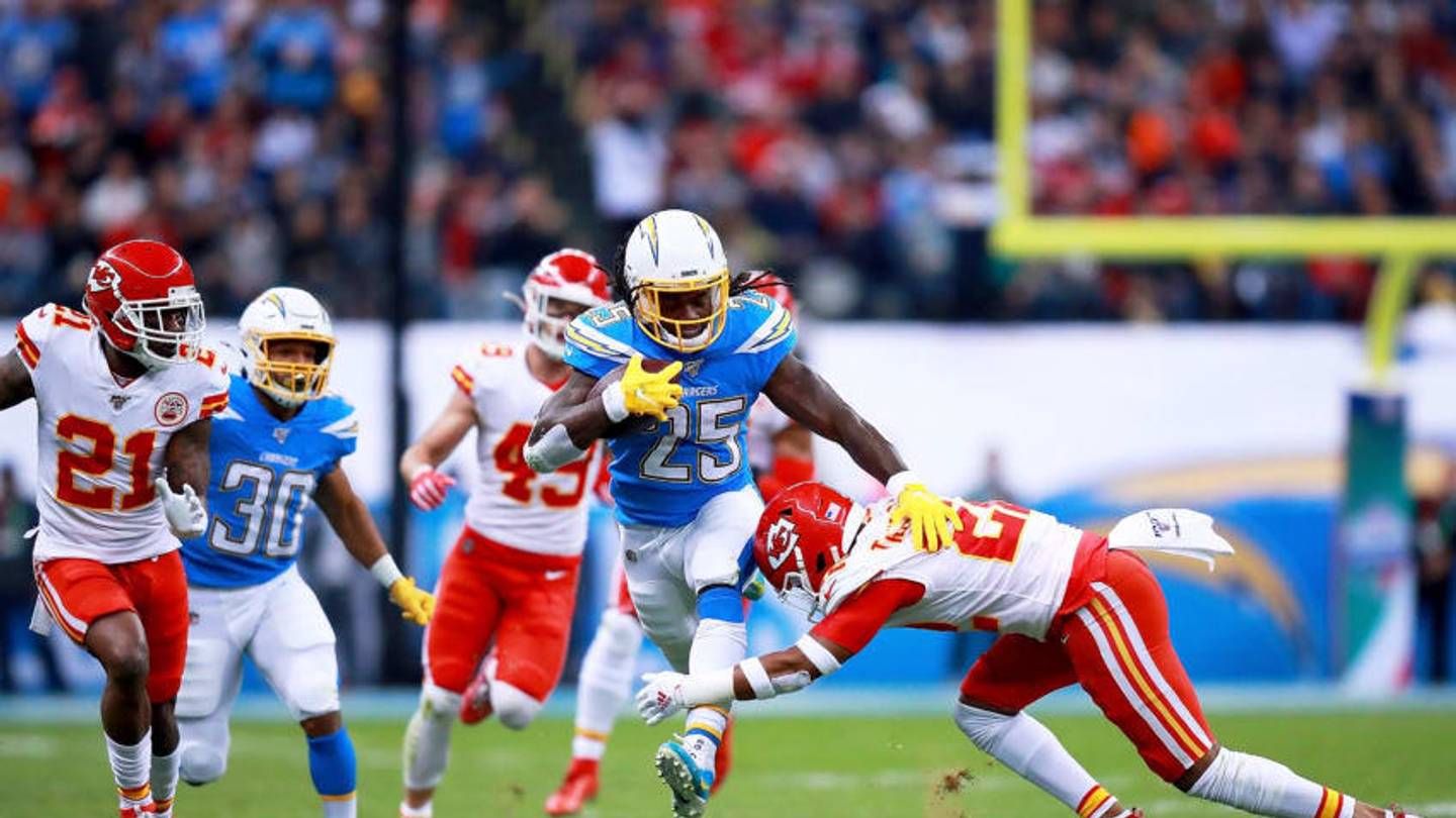 Estadio Azteca is rivaling Neyland Stadium for the worst turf in football
