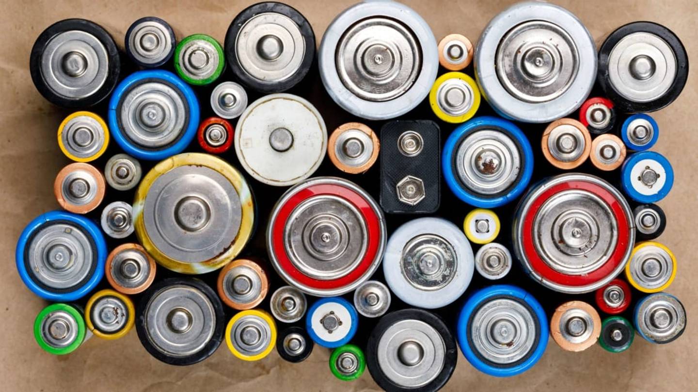You Should Never Put Batteries In Your ‘Junk’ Drawer. Here’s Why