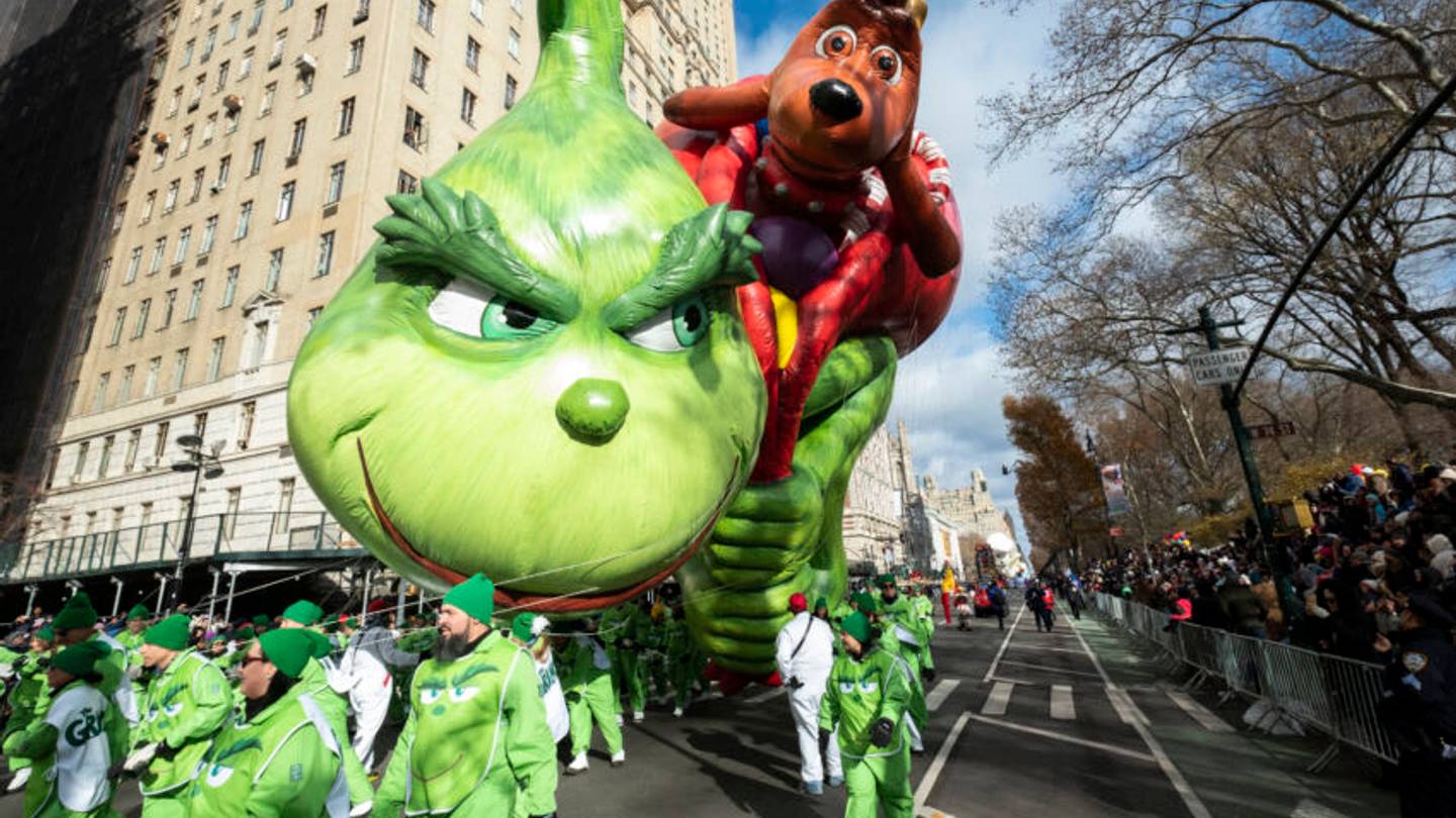 Get Grinchy: Grinch inspired foods that even the mean approves