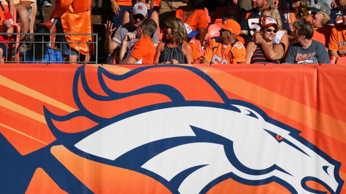 The latest on Broncos trade deadline: Every rumor, trade [UPDATED]