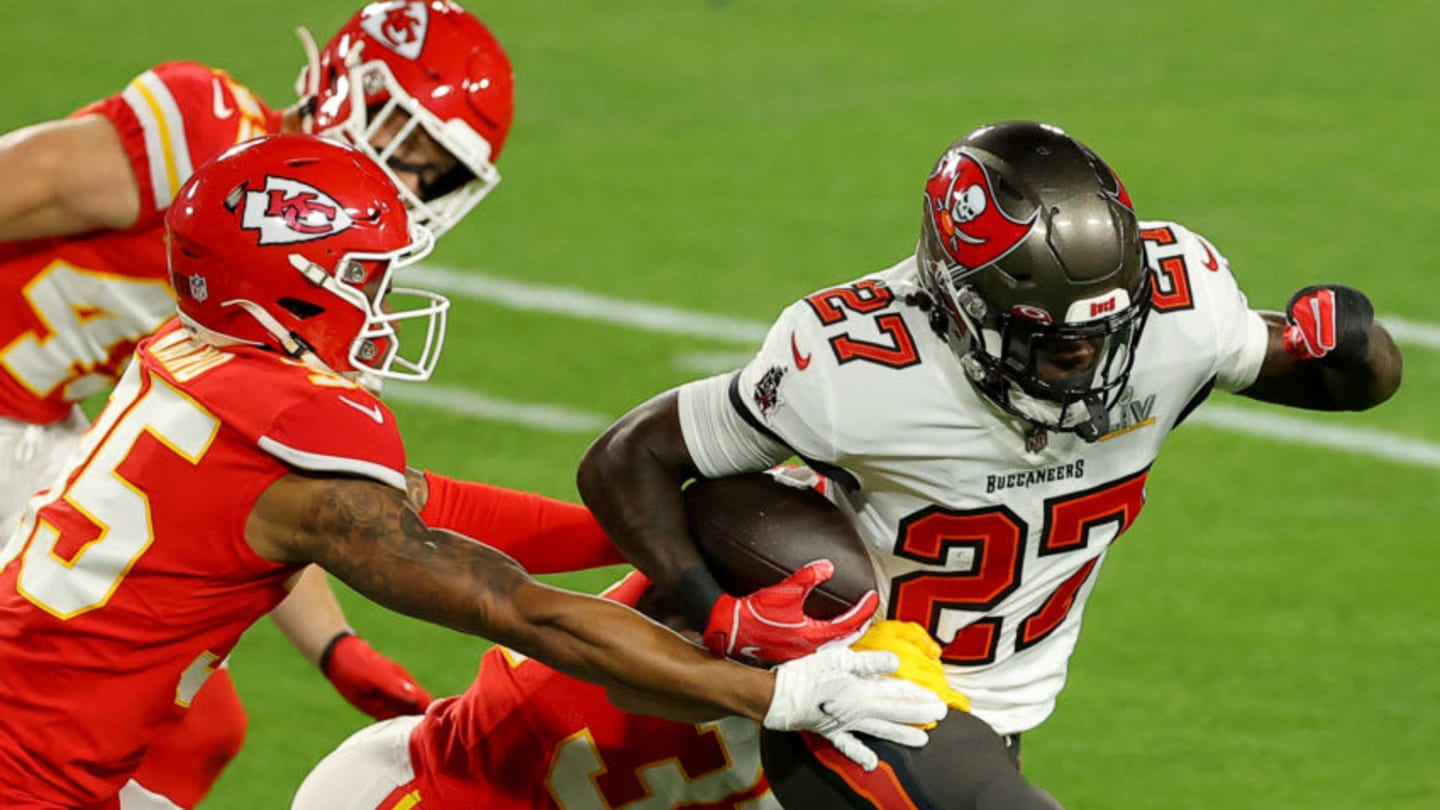 Buccaneers: Predicting the running back depth chart for 2021