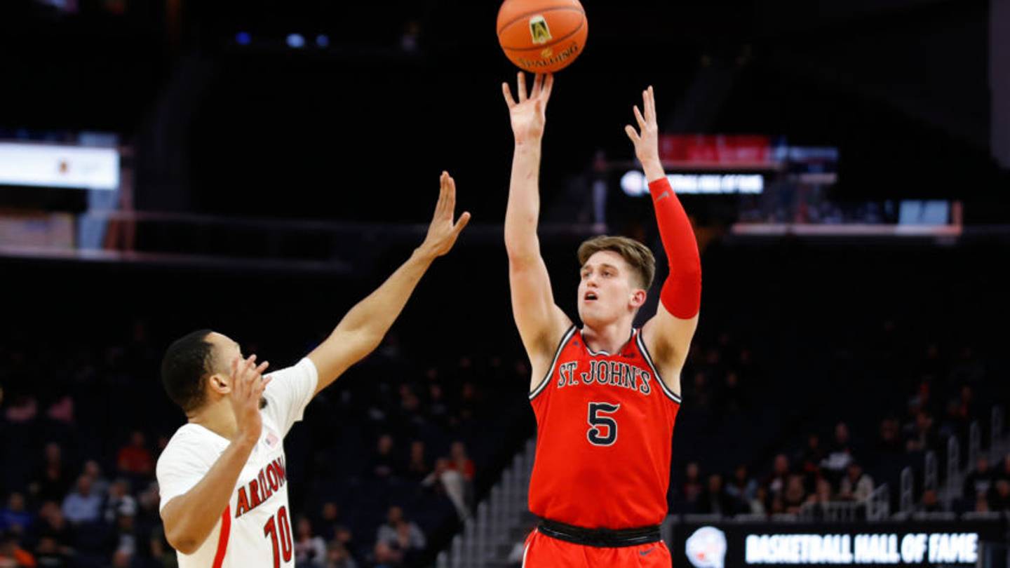 St. John’s basketball guard David Caraher enters transfer portal