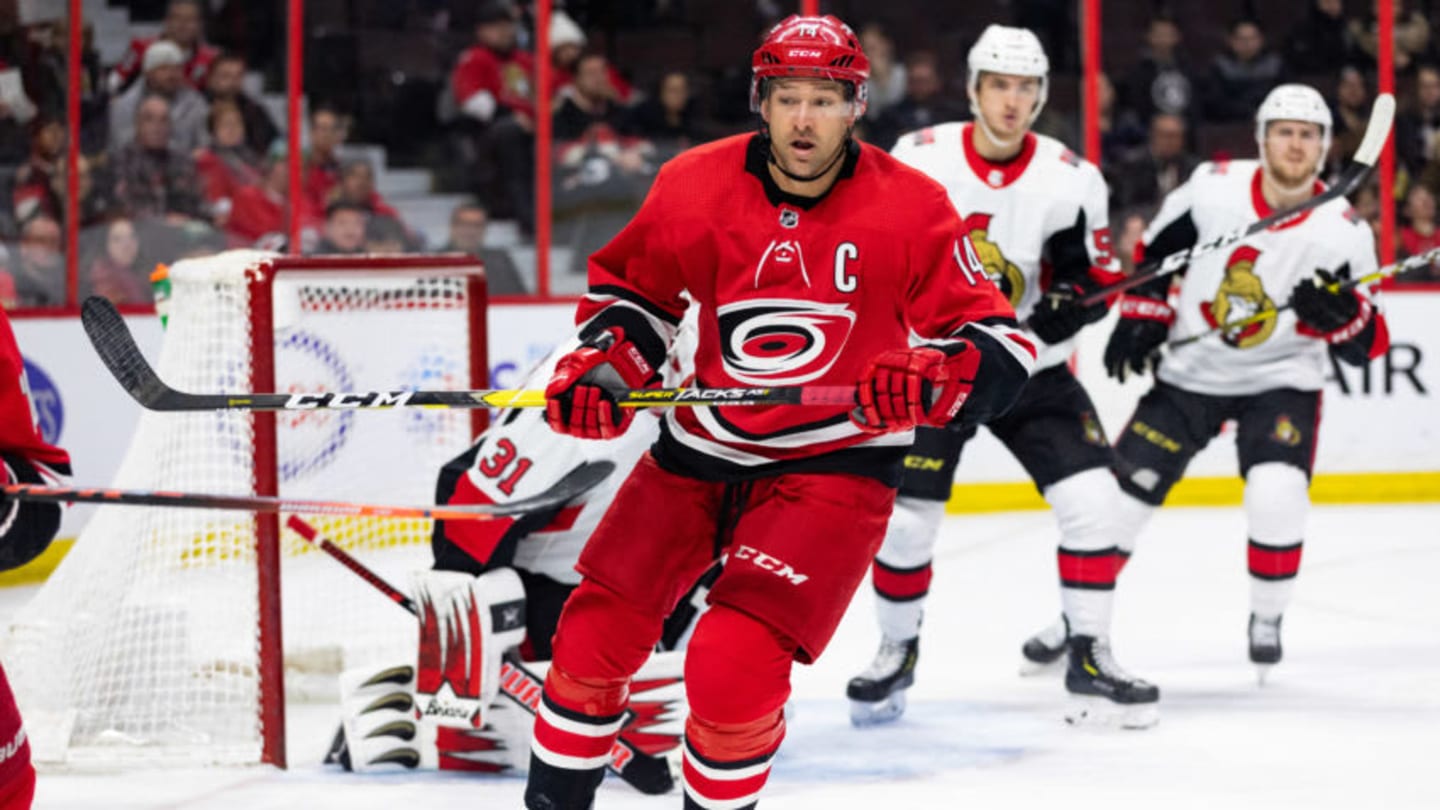 Carolina Hurricanes: The value of Justin Williams and his experience