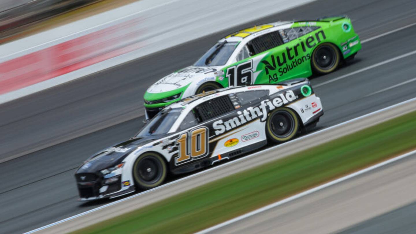 NASCAR: 3 seats without drivers for the 2024 season