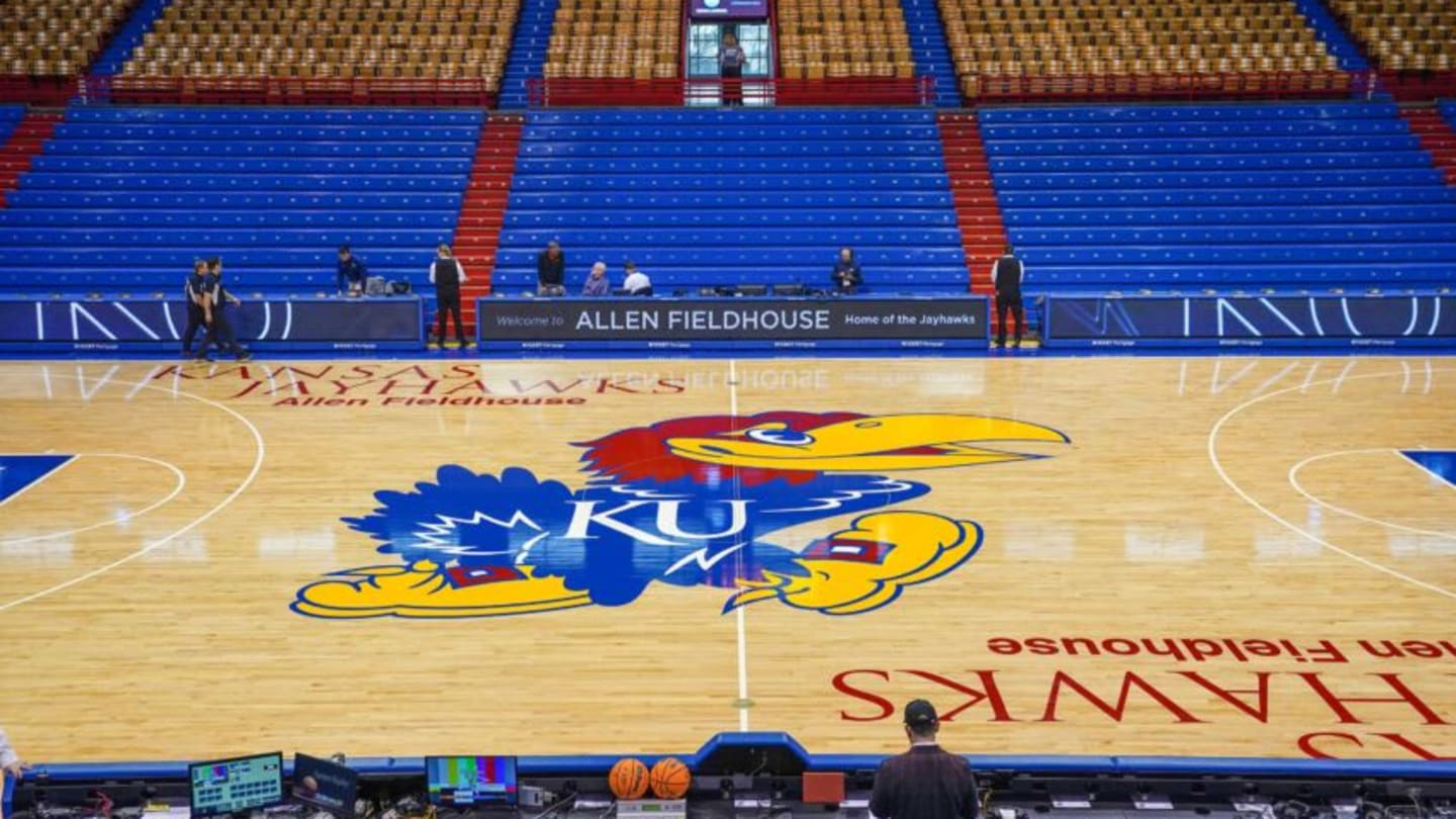 Kansas basketball: Marcus Adams Jr. officially signs his National ...