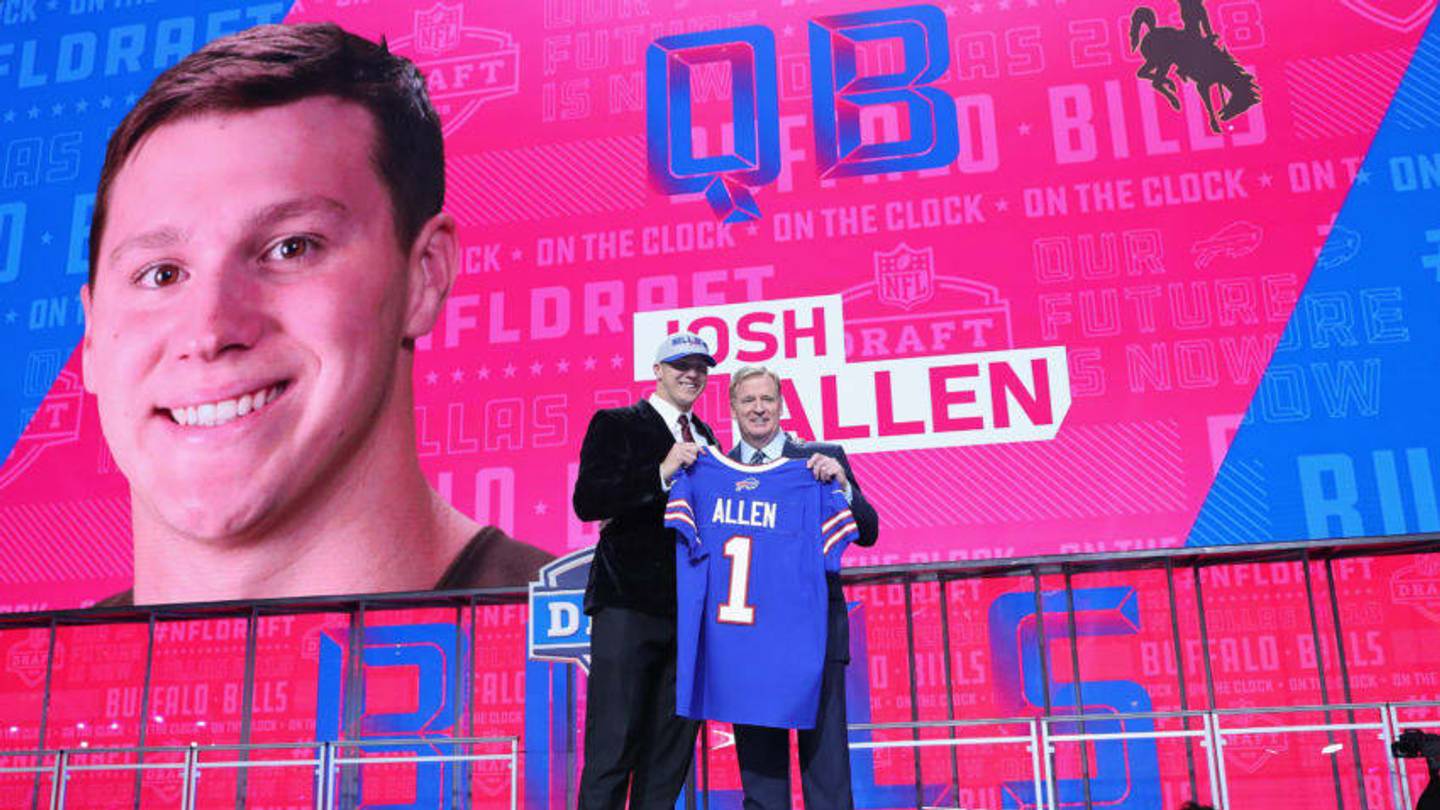 Buffalo Bills quarterbacks ranked last in NFL in ESPN rankings
