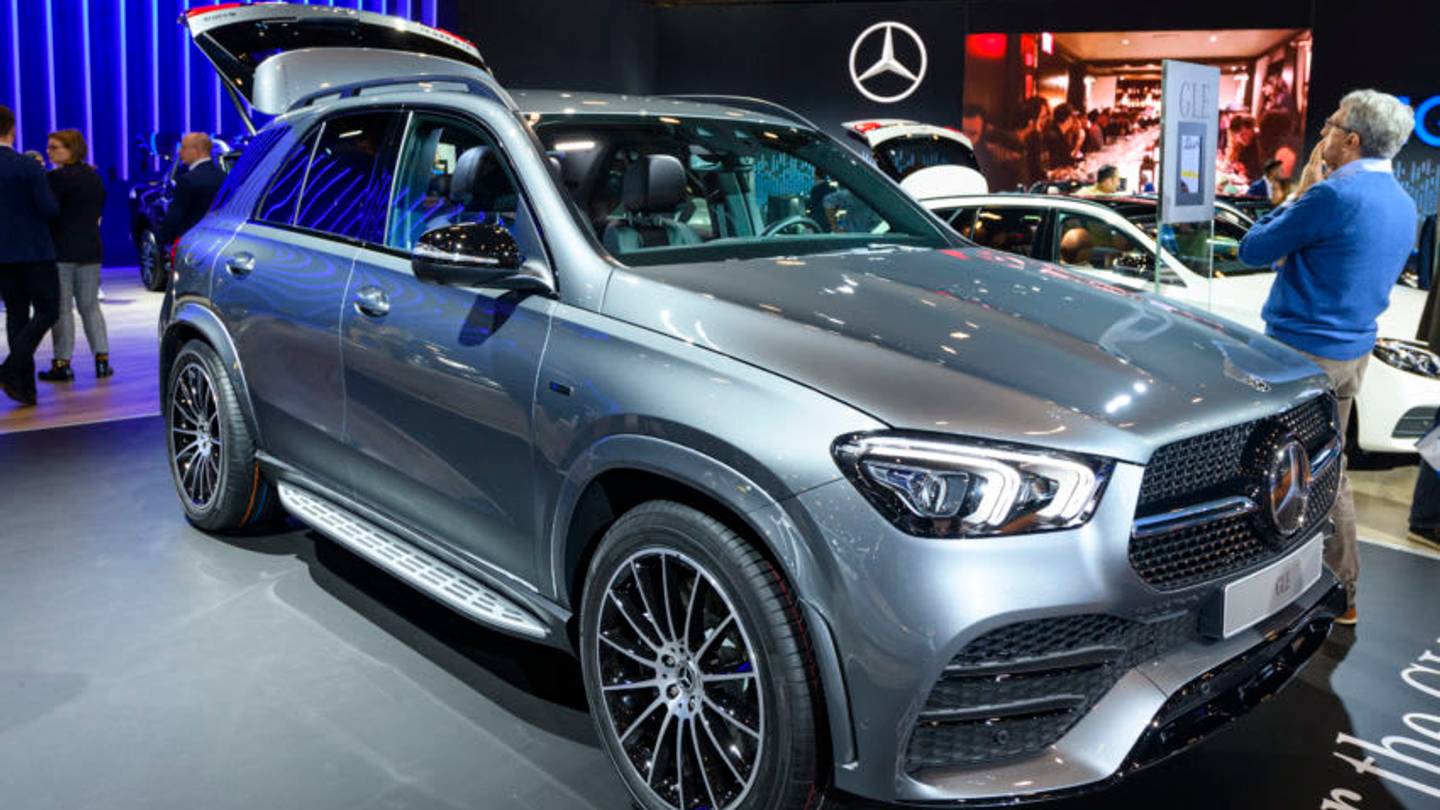 Mercedes Escapes Emissions Cheating Case with a Slap on the Wrist