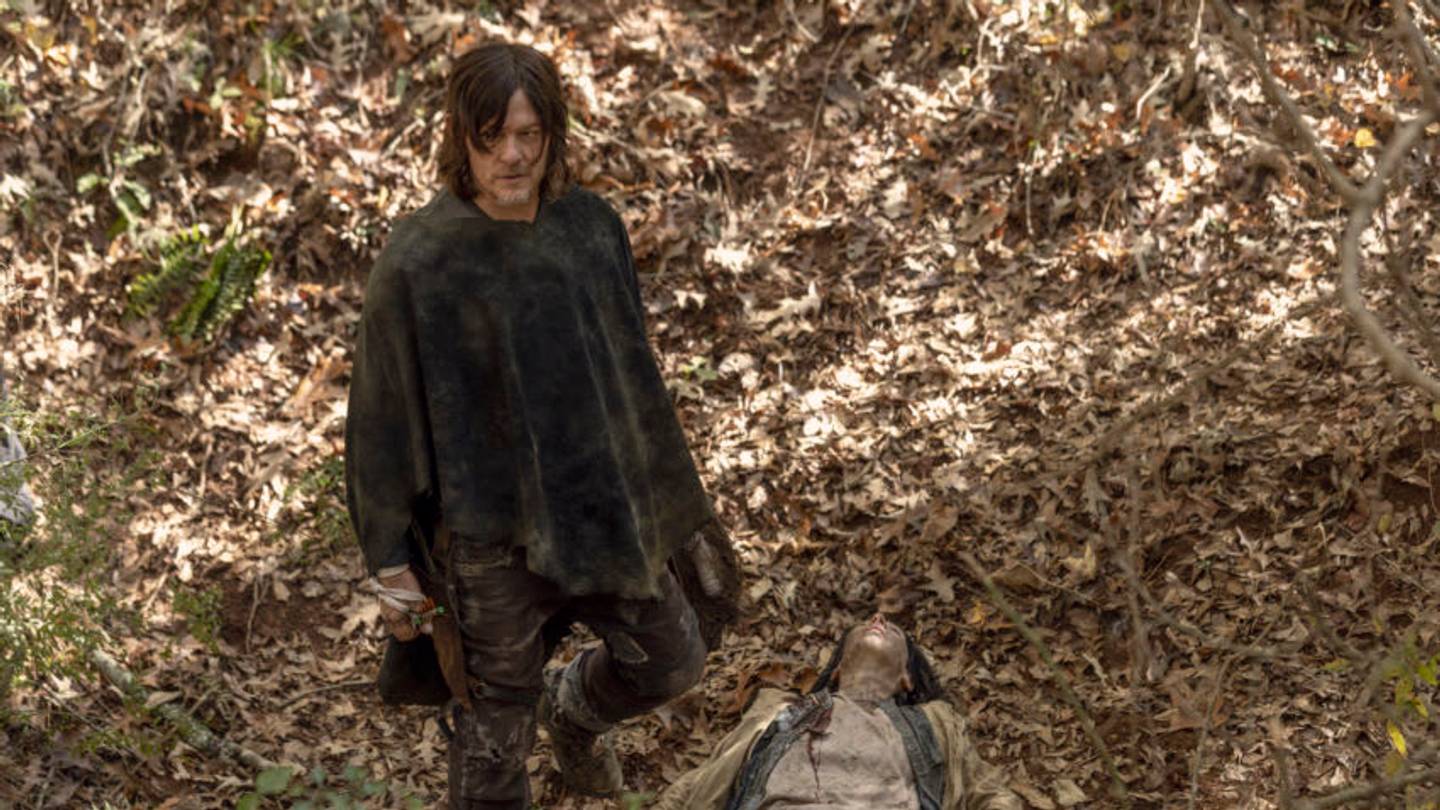 A new Walking Dead trailer shows emotional Daryl Dixon scenes