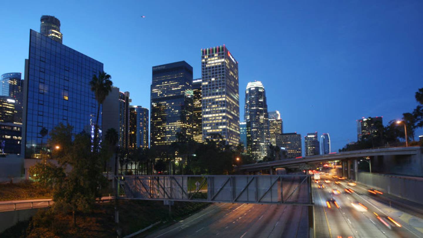 LA Sports: New Year Resolutions