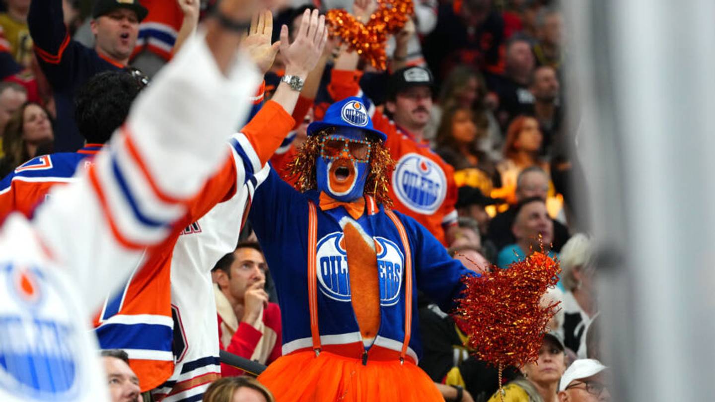 The Greatest Fans A Tribute: The Edmonton Oilers