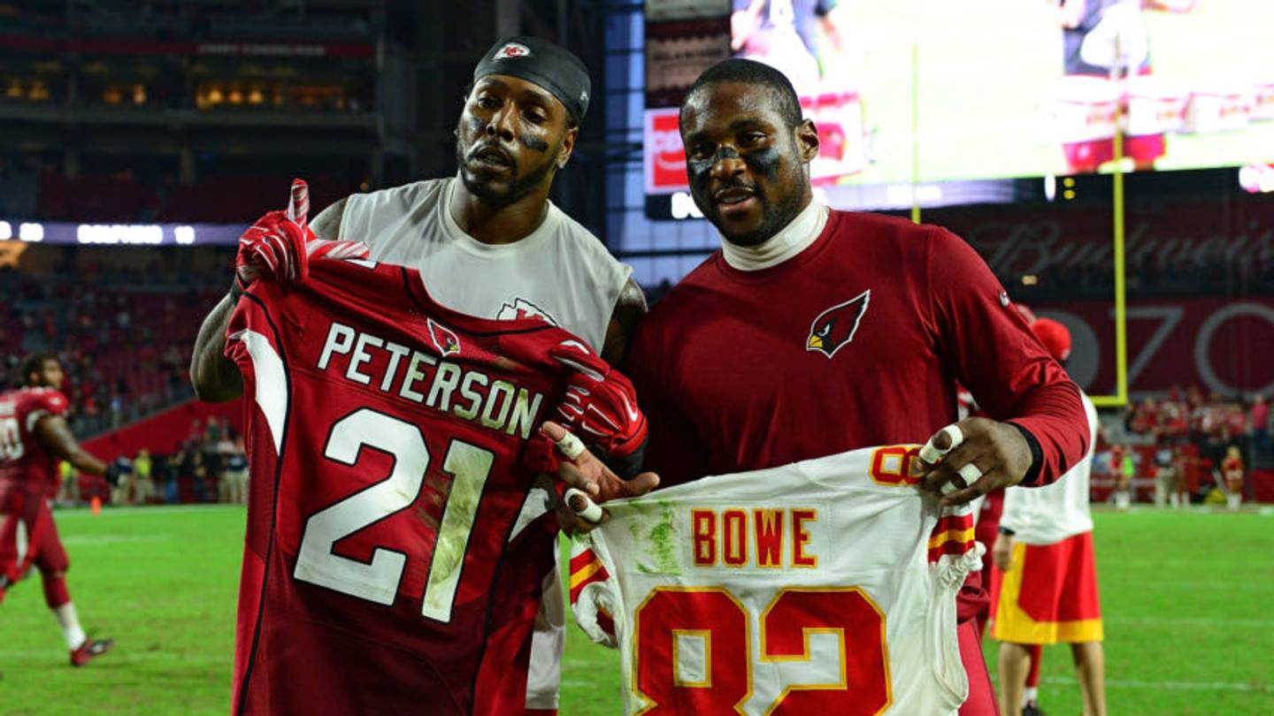 Dwayne Bowe signs 1-day contract to retire with Kansas City Chiefs