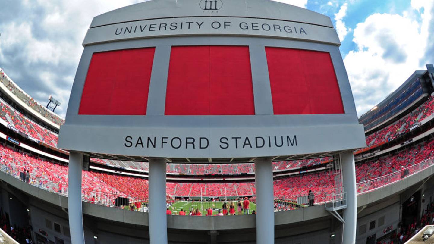 College Football: 25 best home-field advantages in the game today